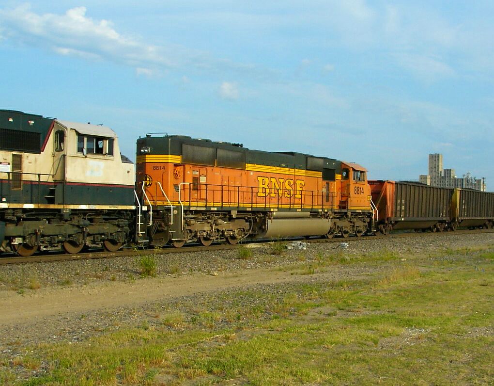 BNSF 8814